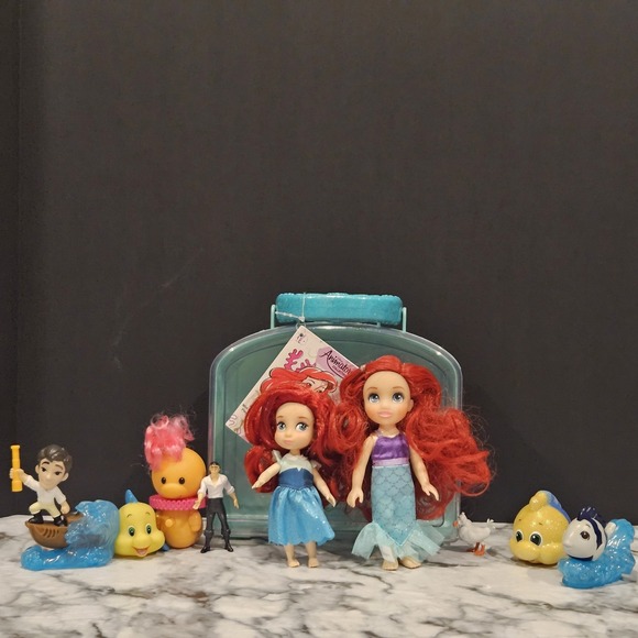 Disney | Toys | Disney Animators Collection Ariel Box With Various ...
